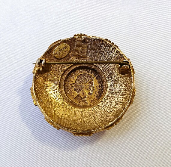 Vintage Schrager Elizabeth II Regina Coin Maroon Glaz… - Gem