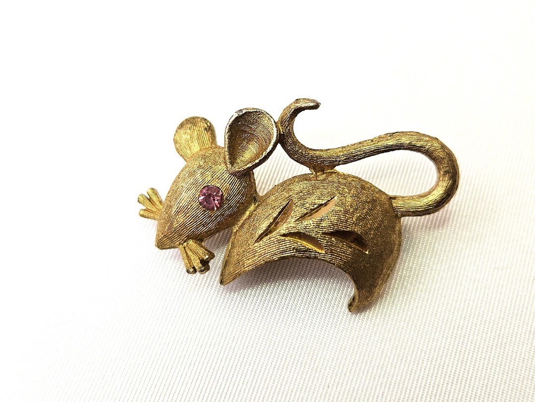 Vintage MAMSELLE Gold-tone Mouse Sparkling Pink Eye Brooch Pin - Etsy