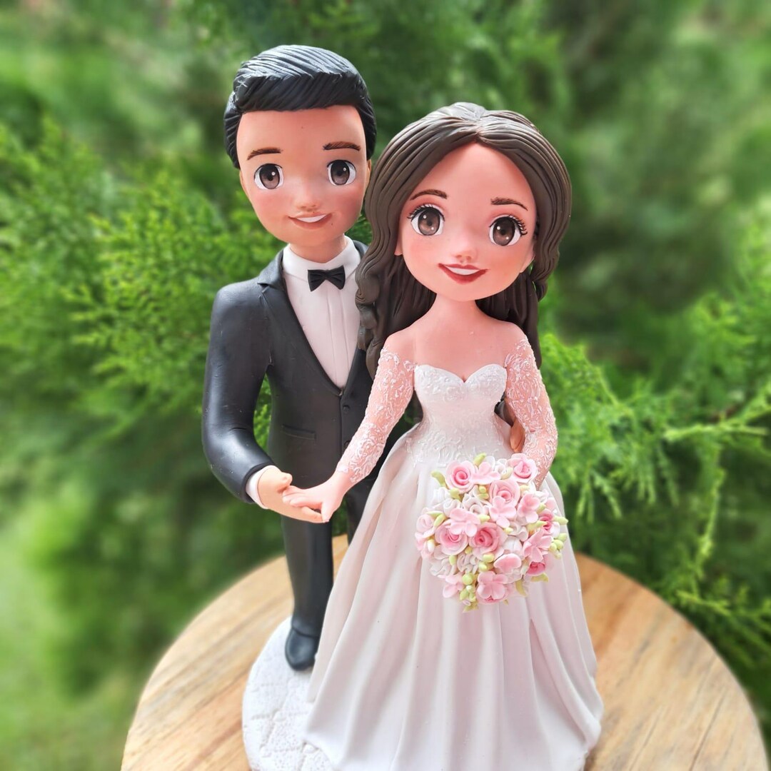 Custom Wedding Cake Topper, Handmade Bride and Groom Figurine - Etsy