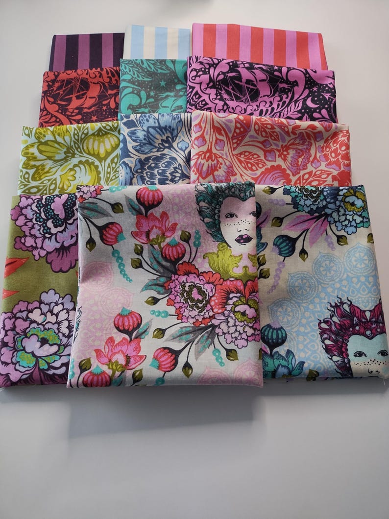 Tula Pink Elizabeth 12 Piece Fat Quarter Bundle OOP HTF 16th Century ...