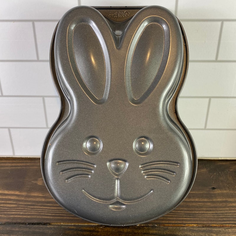 Bunny Cake Pan - Etsy