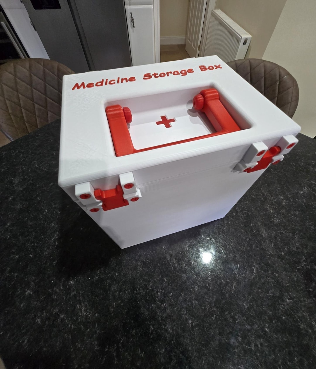 Medicine Storage / Organizer Box ( Keep Your Medicine Organized in ...