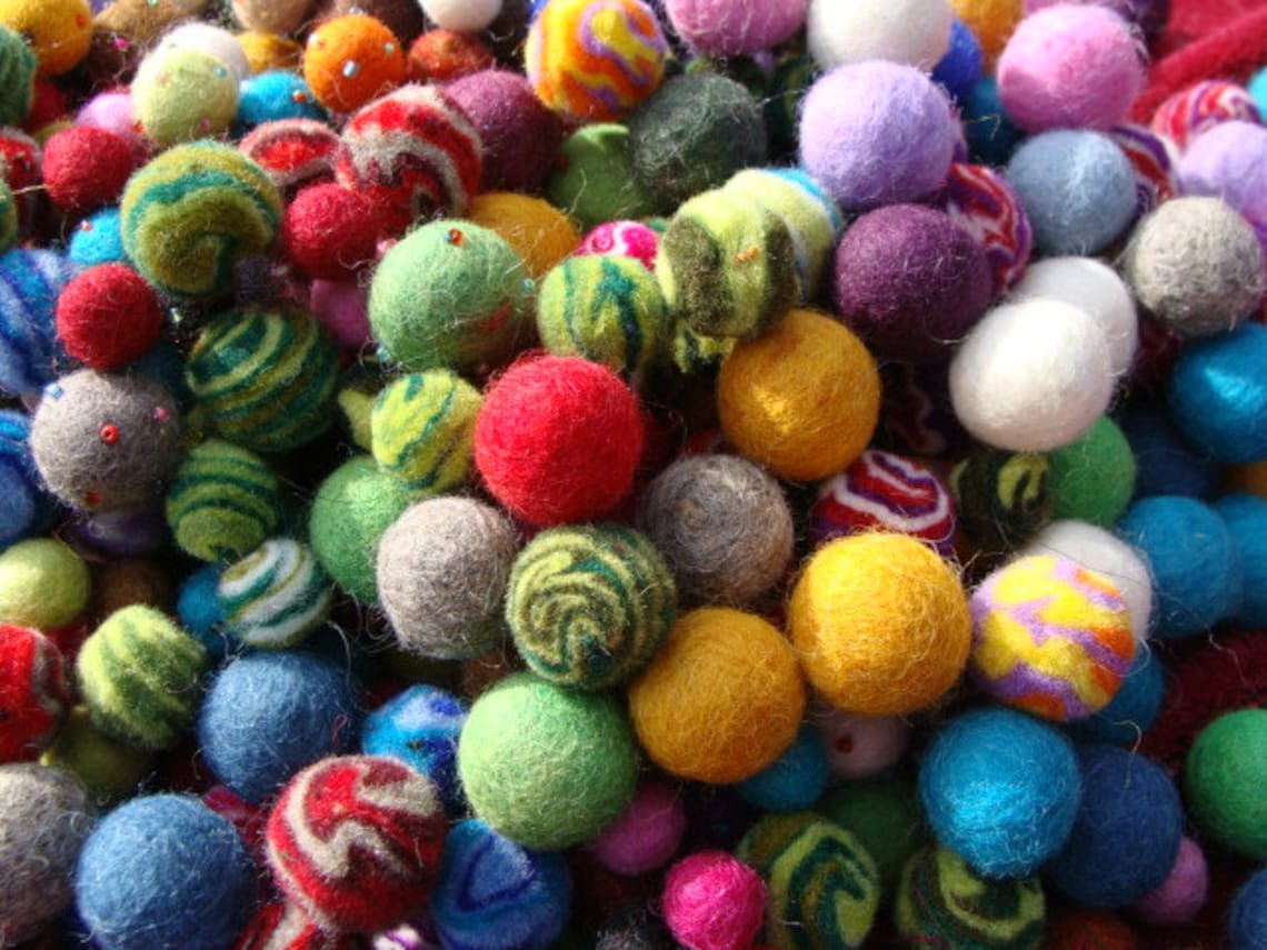 2oz. Felt Baubles for Garlands Wreaths Jewelry or Just for Fun. Best ...