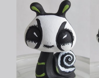 Goth - Corpse Paint - Bird - Skeleton - Custom, Littlest Pet Shop, LPS ...