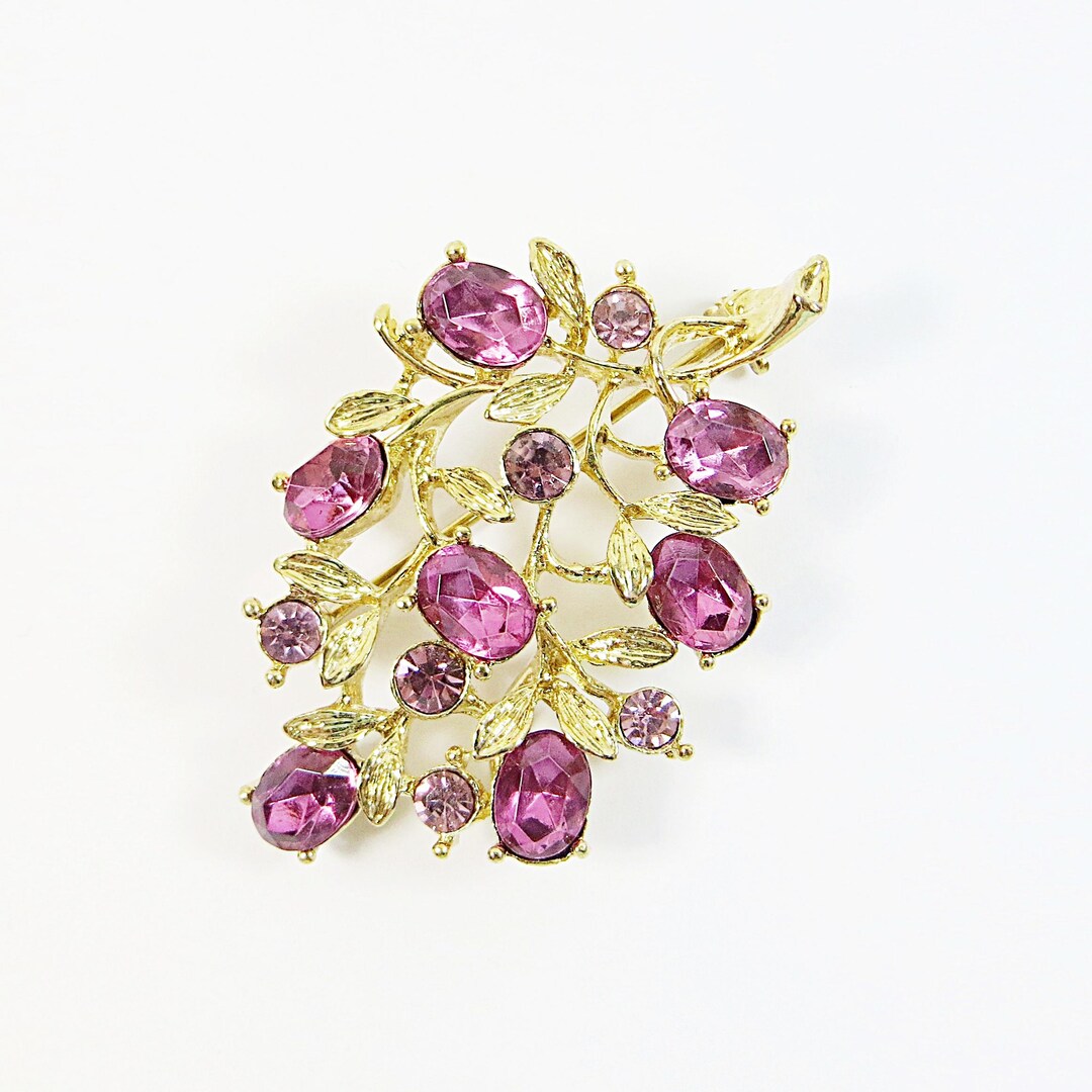 1960-70s Brooch, Rosy Pink Crystal Rhinestone Goldtone Pin W Pendant ...