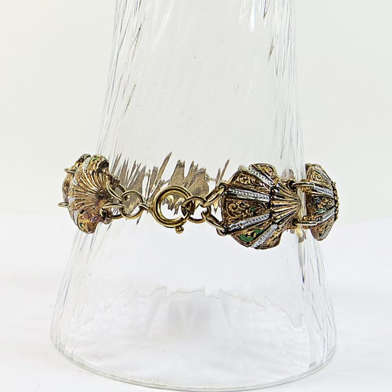 1950s Bracelet, Shell Design Vintage Goldtone Bracele… - Gem