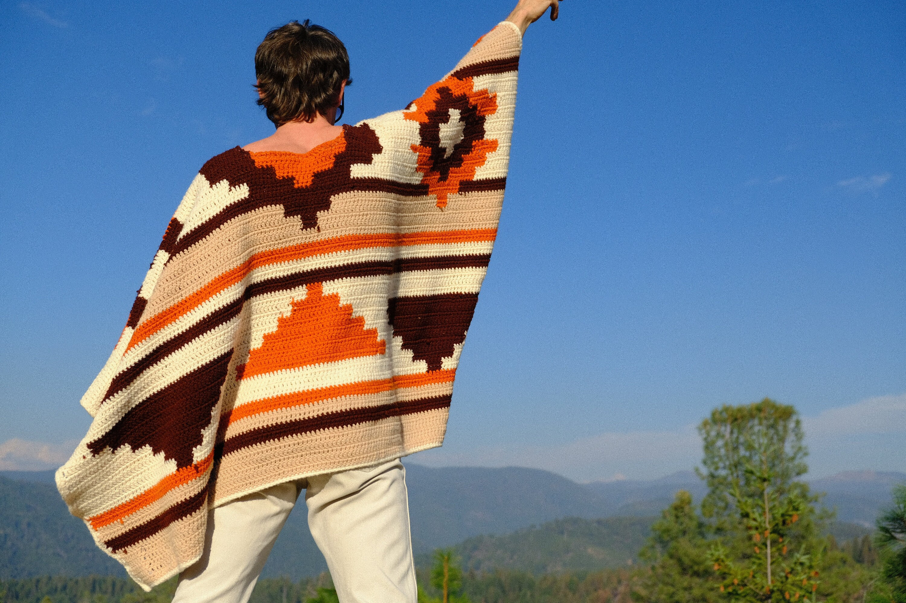 Crochet Poncho Southwest Rug Fantasy Supergraphic M