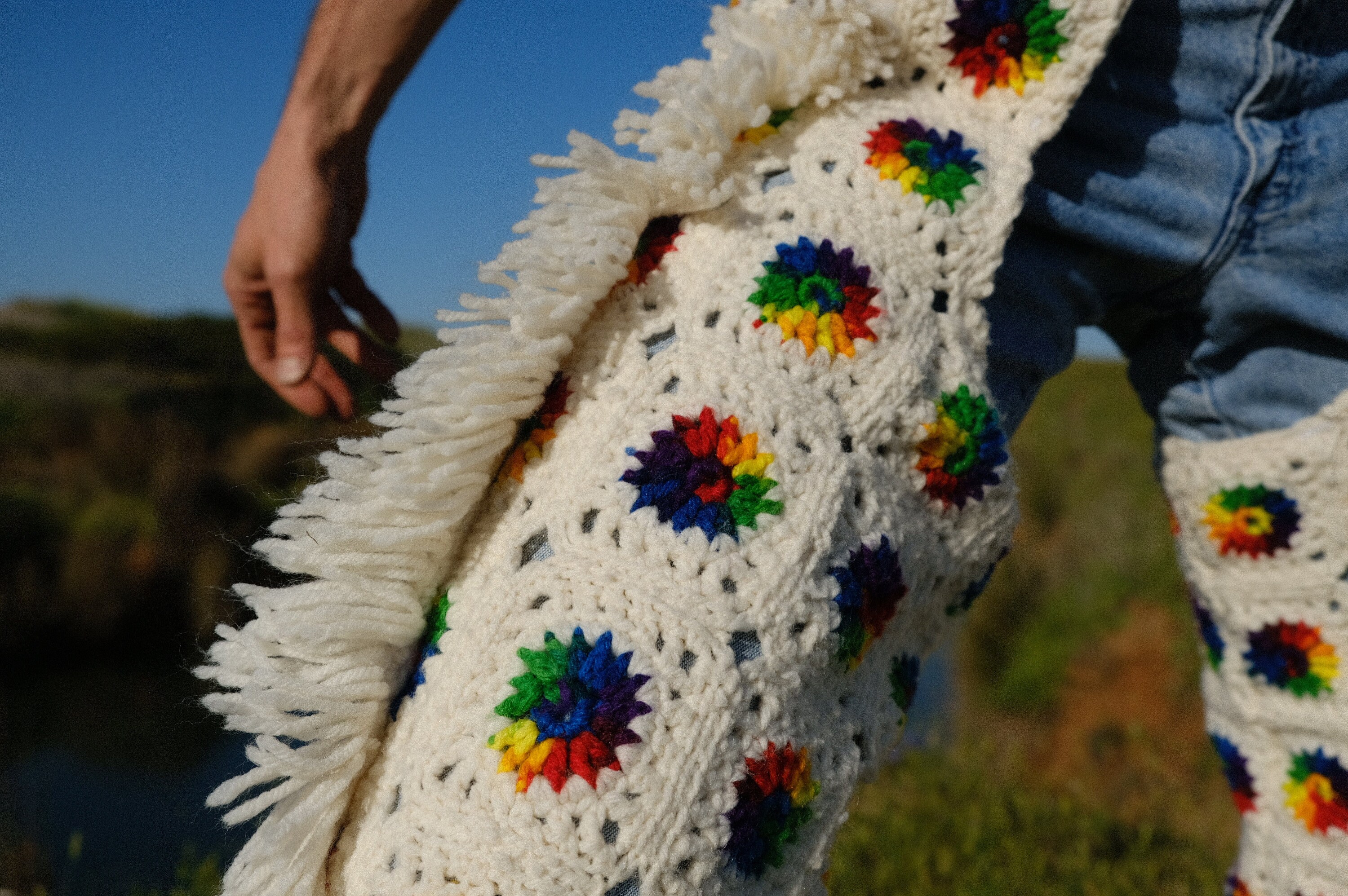 Crochet Chaps Rainbow Wheels on White Squares Side Fringe L