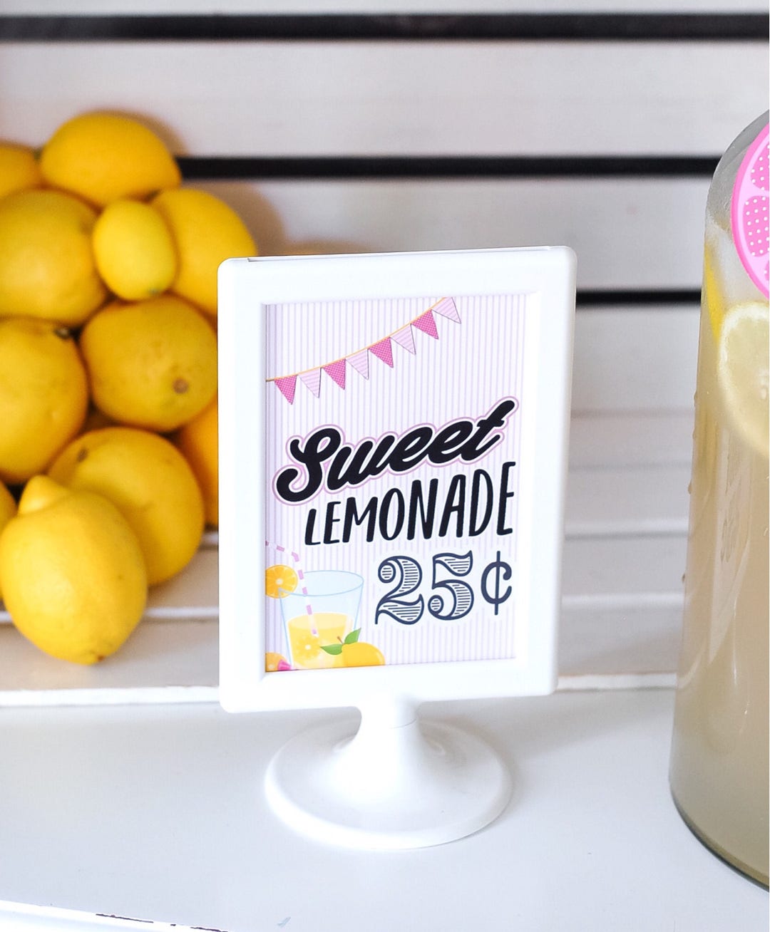 Lemonade Stand Sign & Lemon Circles: Printable Party Decor (PDF) - Etsy