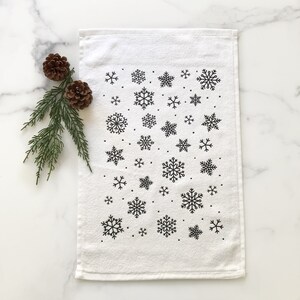 Bathroom Hand Towel Set Christmas Home Decor, Small Snowflake Fingertip ...