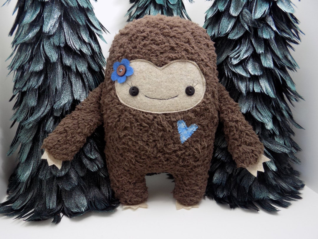 Big Foot Girl Plush Stuffed Toy in Blue, Big Foot Plushie, Kawaii Big ...