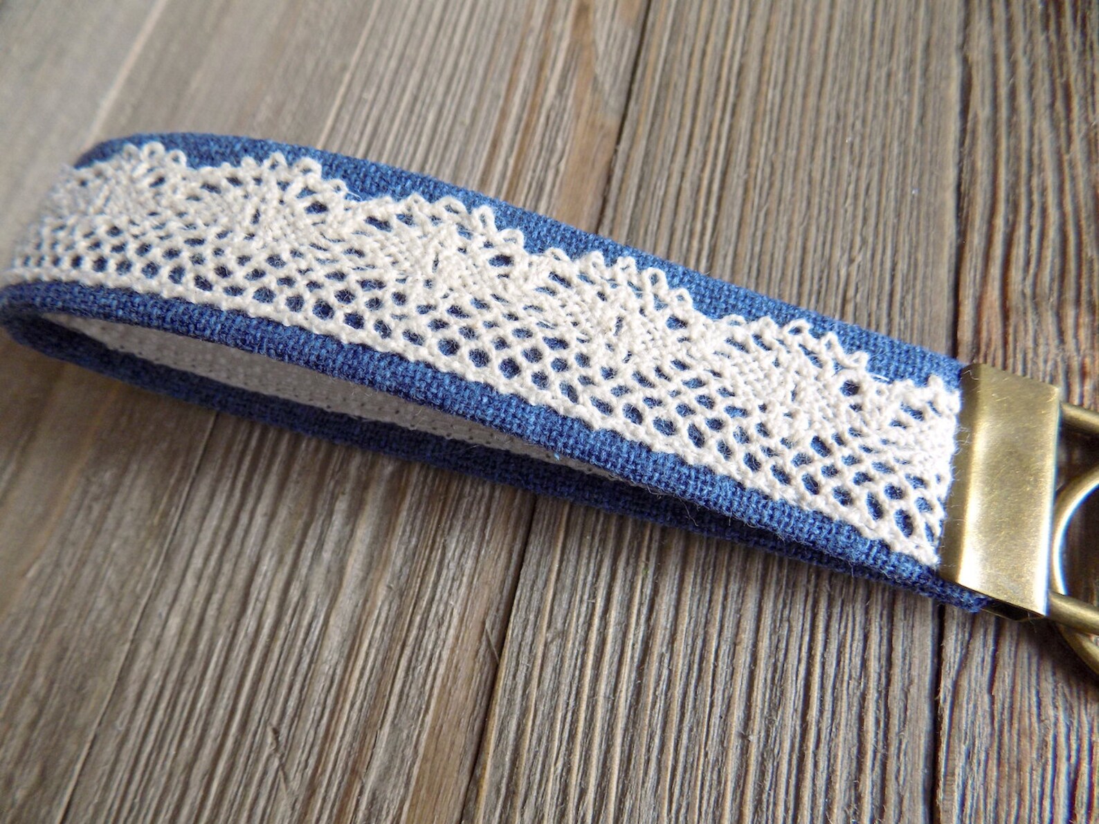 Wristlet Key Chain Wrist Key Fob in Blue With Vintage Lace - Etsy