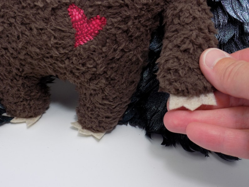 Big Foot Stuffed Toy, Big Foot Plushie, Kawaii Big Foot Plush Doll ...