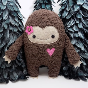Big Foot Plush Stuffed Toy for Girls in Pink, Kawaii Big Foot Plush ...