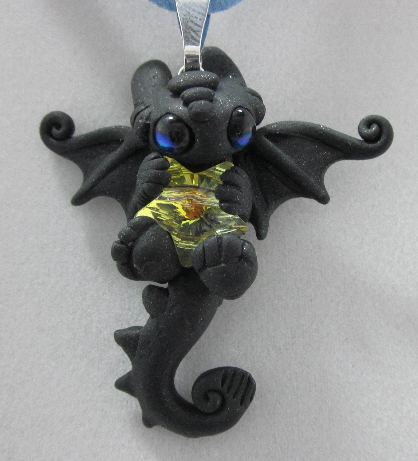 Little Crystal Star Toothless Night Fury Easter Gift - Etsy