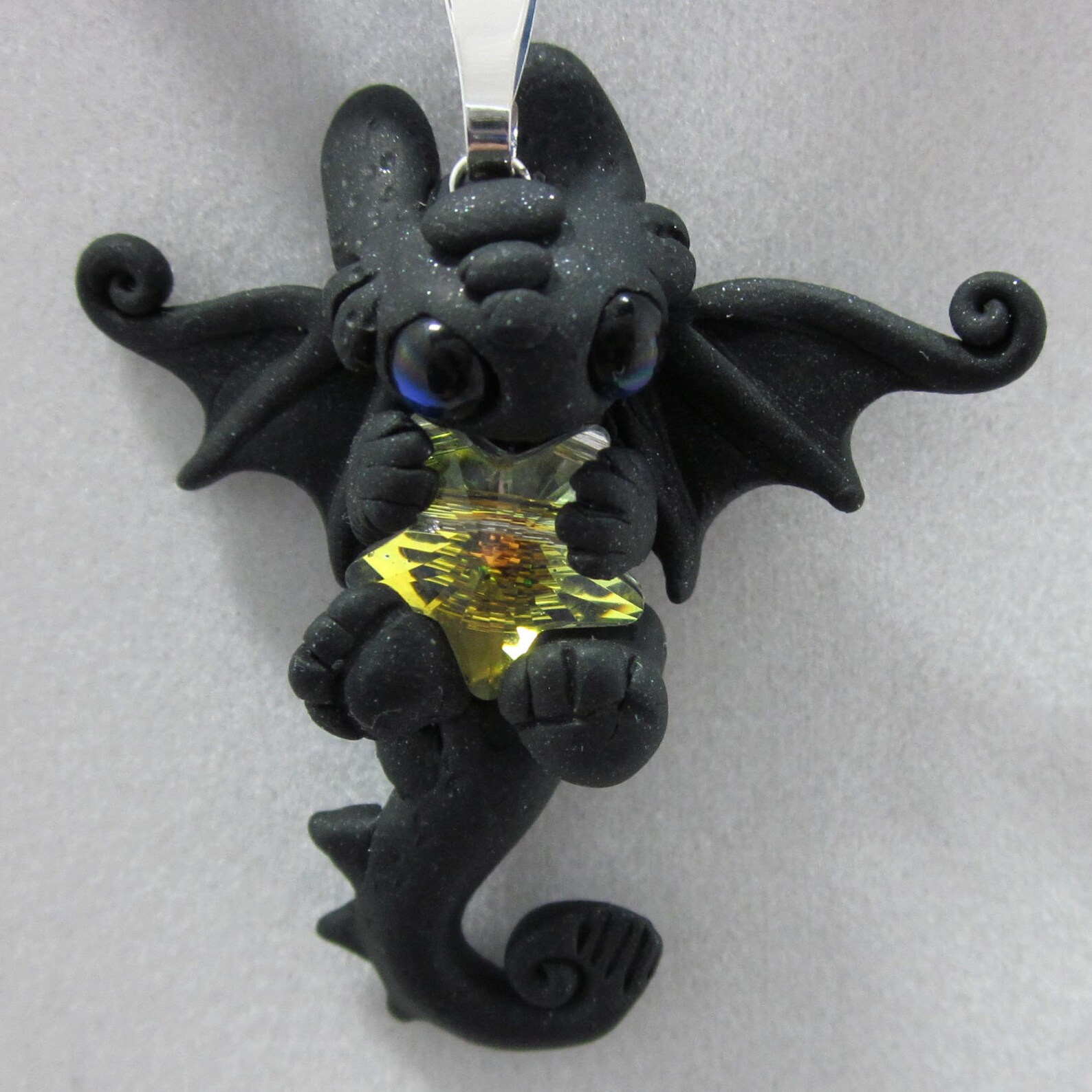 Little Crystal Star Toothless Night Fury Easter Gift - Etsy