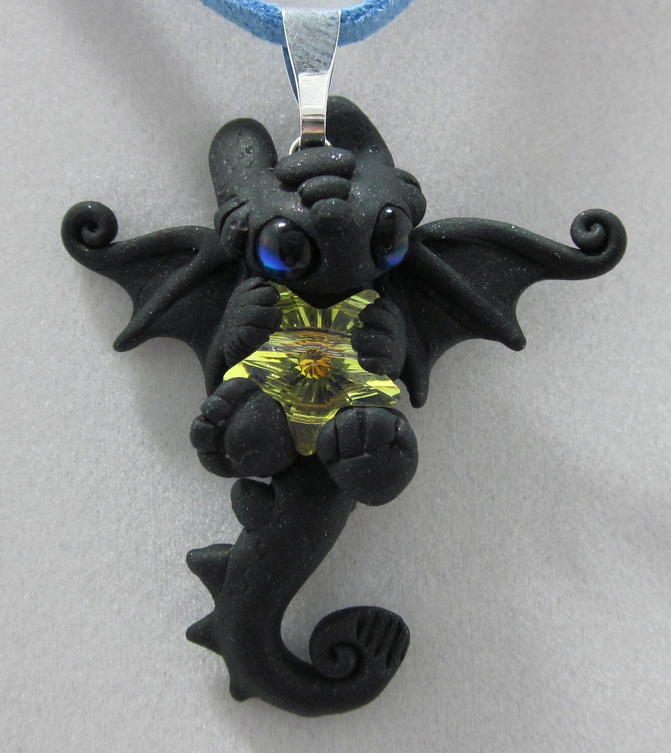 Little Crystal Star Toothless Night Fury Easter Gift - Etsy