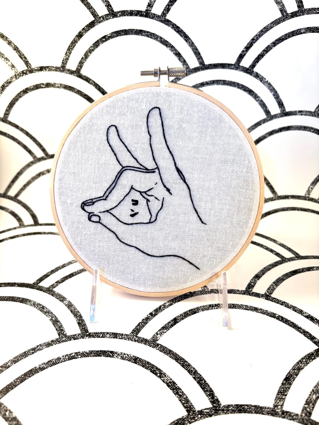 Aki Hayakawa Embroidery Hoop Art: Chainsaw Man Anime Decor - Etsy