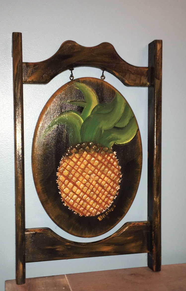 Hand Painted Pineapple Welcome Sign - Etsy