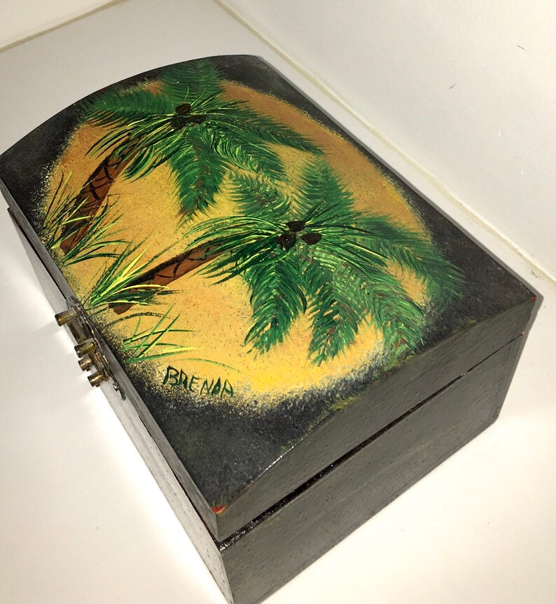 Painted Palm Tree Box - Etsy