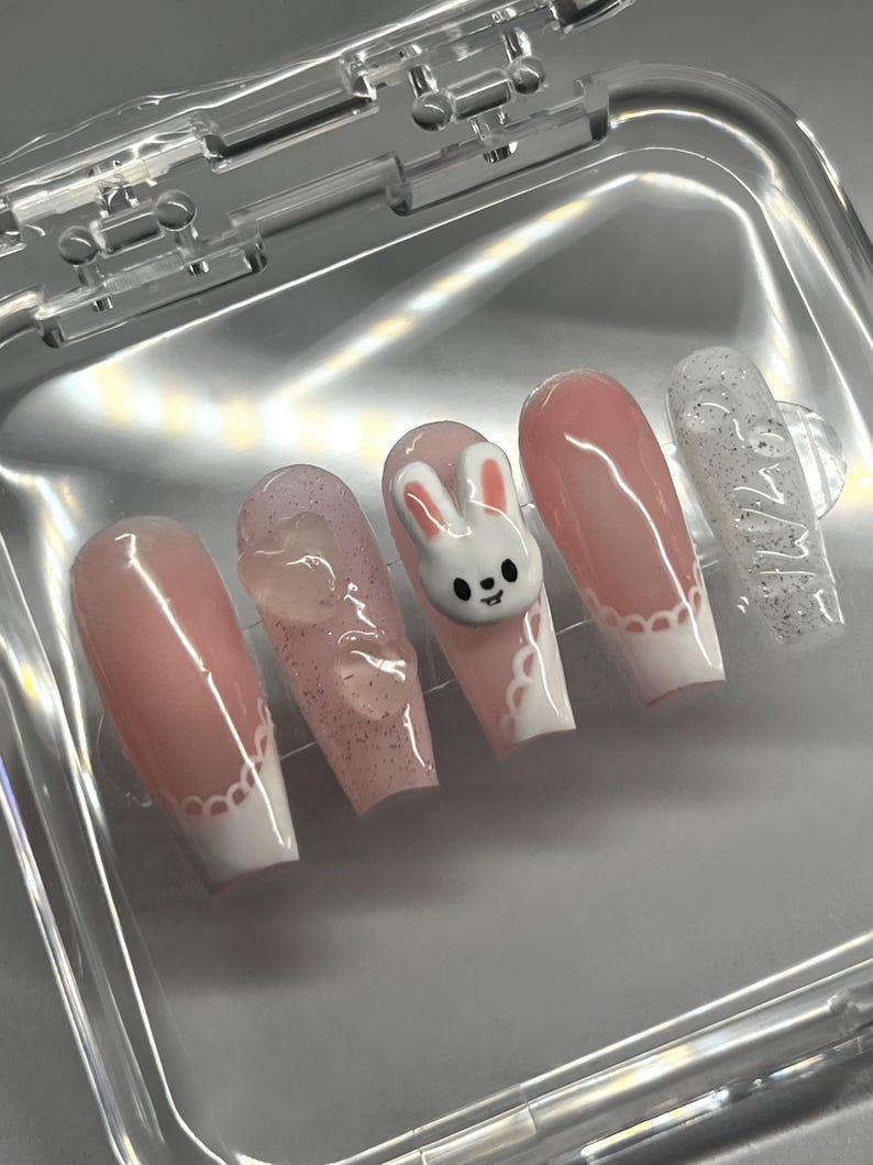 Stray Kids Skzoo Leebit Press on Nails | Faux Nails | Concert Nails - Etsy