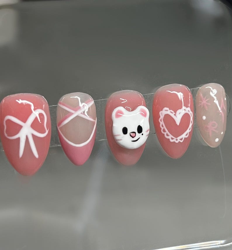 Stray Kids Skzoo Jiniret Press on Nails | Faux Nails | Concert Nails - Etsy