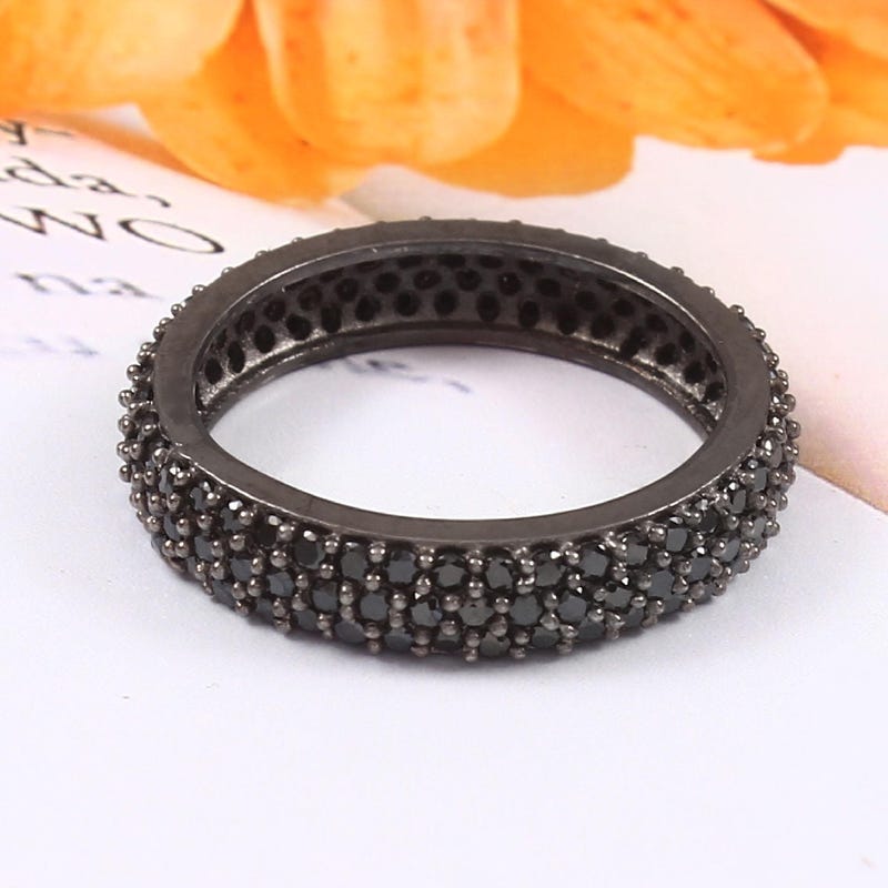 Sterling silver black spinel band ring - Etsy.de