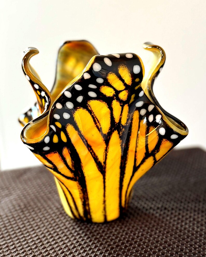 Monarch Butterfly Vase, Fused Glass Art - Etsy