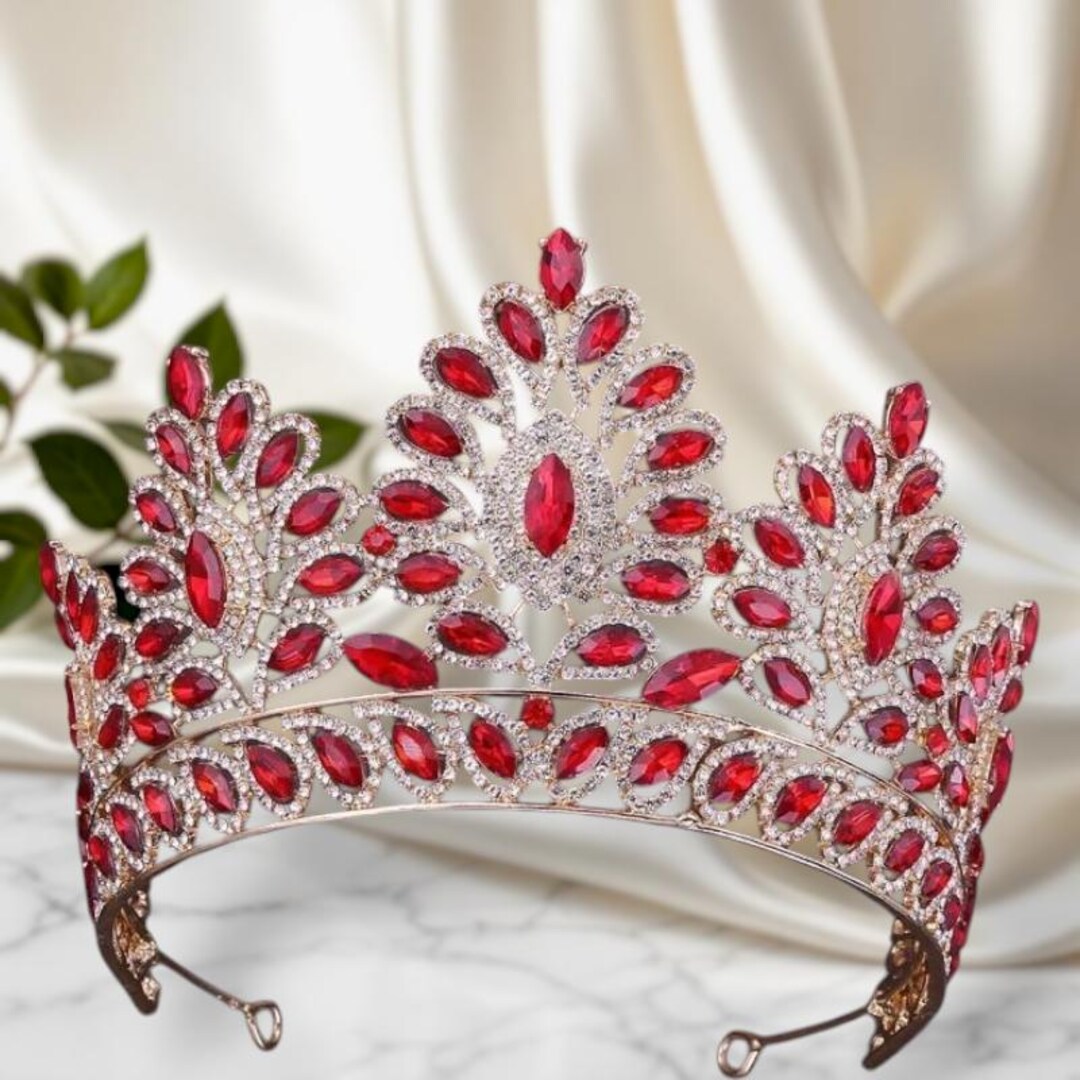 Regal Crystal Queen Tiara: Gemstone Bridal Crown for Wedding, Pageant ...
