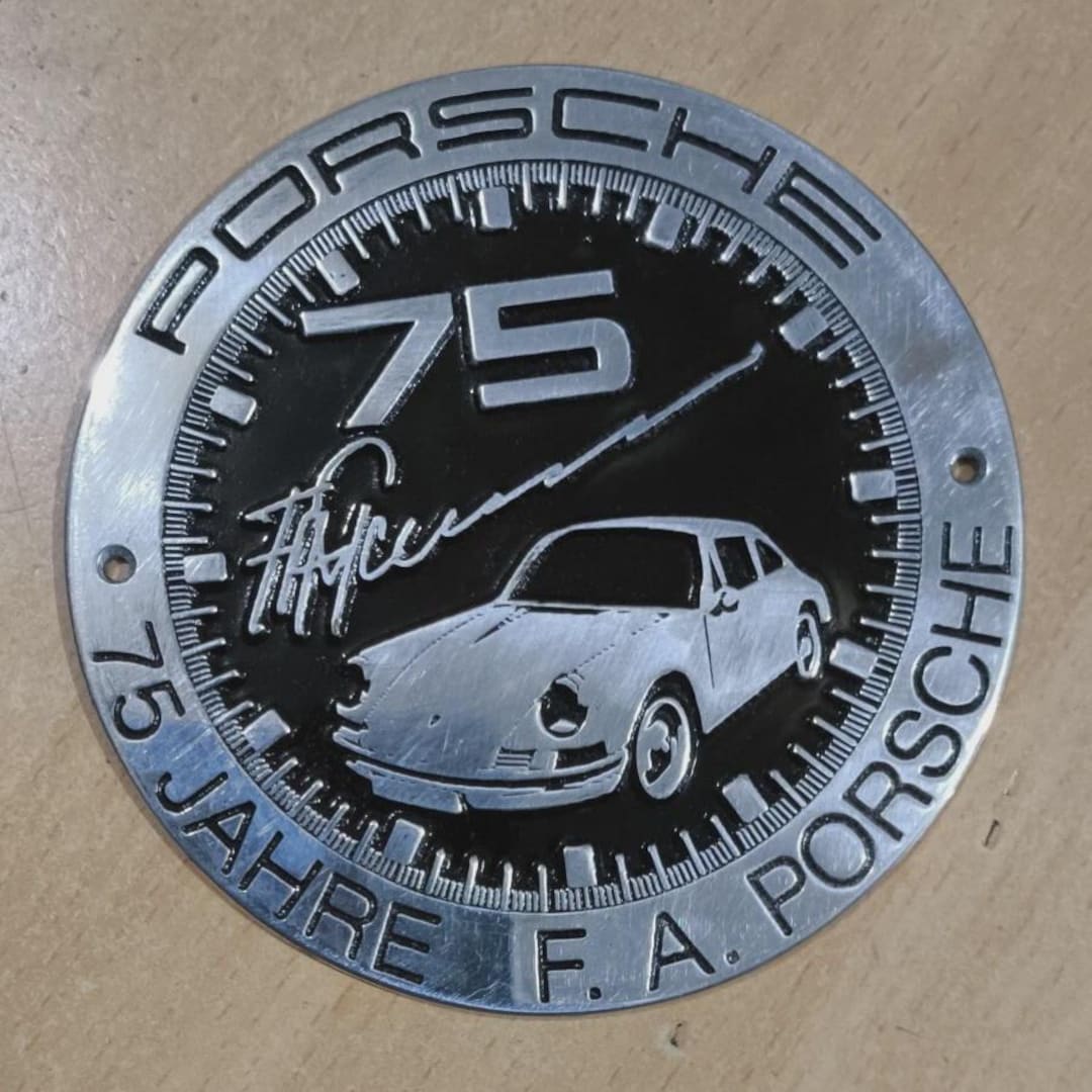 Vintage Ferry Porsche Design 75th Jahre Grill Badge 8cm Placca Plakette ...