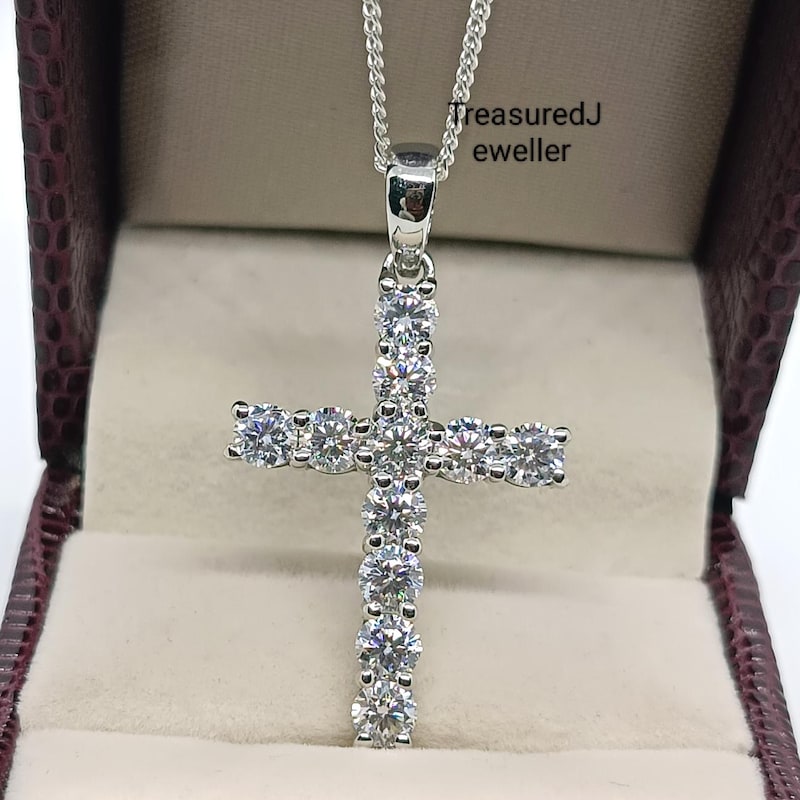 Moissanite Cross 4mm - Etsy