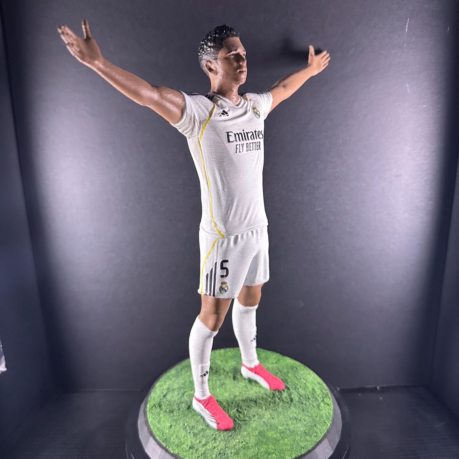 Jude Bellingham Figurine / Real Madrid 2026 Celebration - Etsy