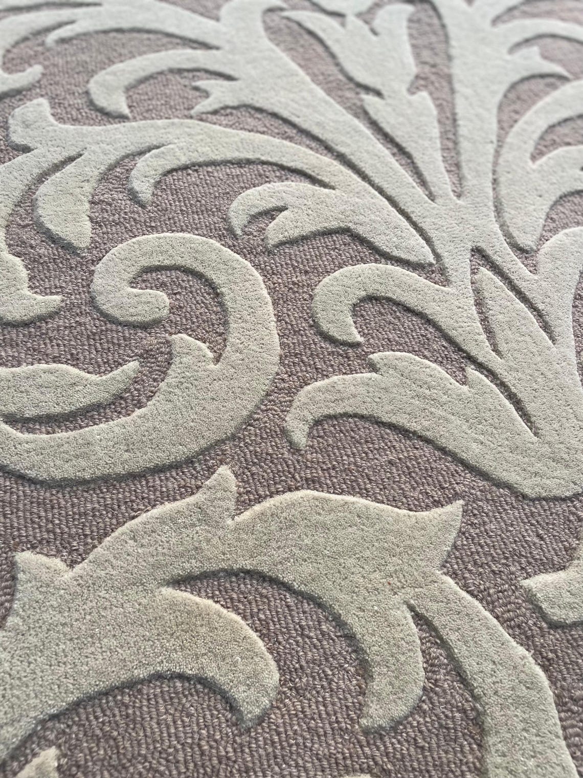 Luxury Loop & Cut Pile Rug With Textured Damask Motif - Etsy
