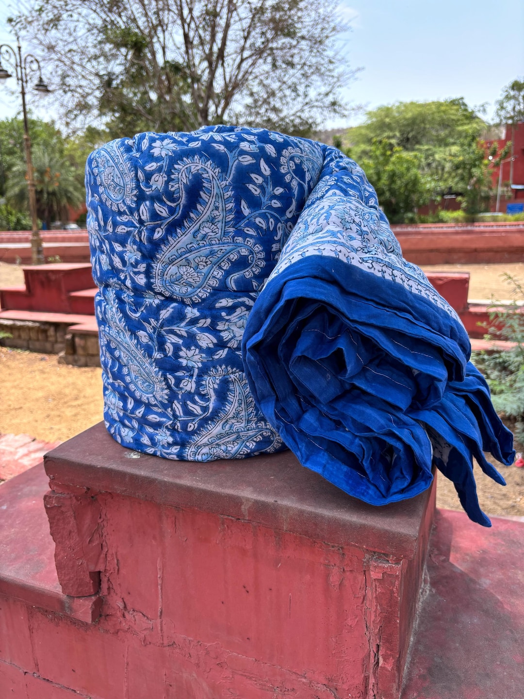 Buy Blue House White Paisely Print Quilt, Cotton Threads Sitch Razai ...