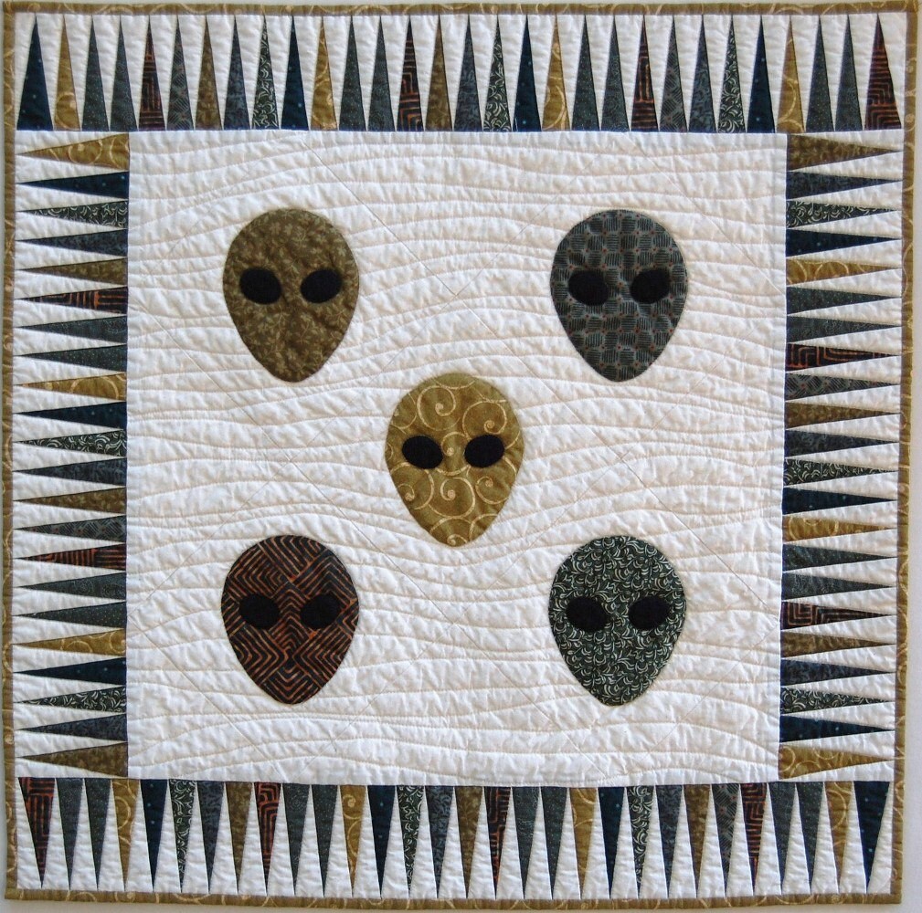 Alien Miniature Quilt or Wallhanging - Etsy