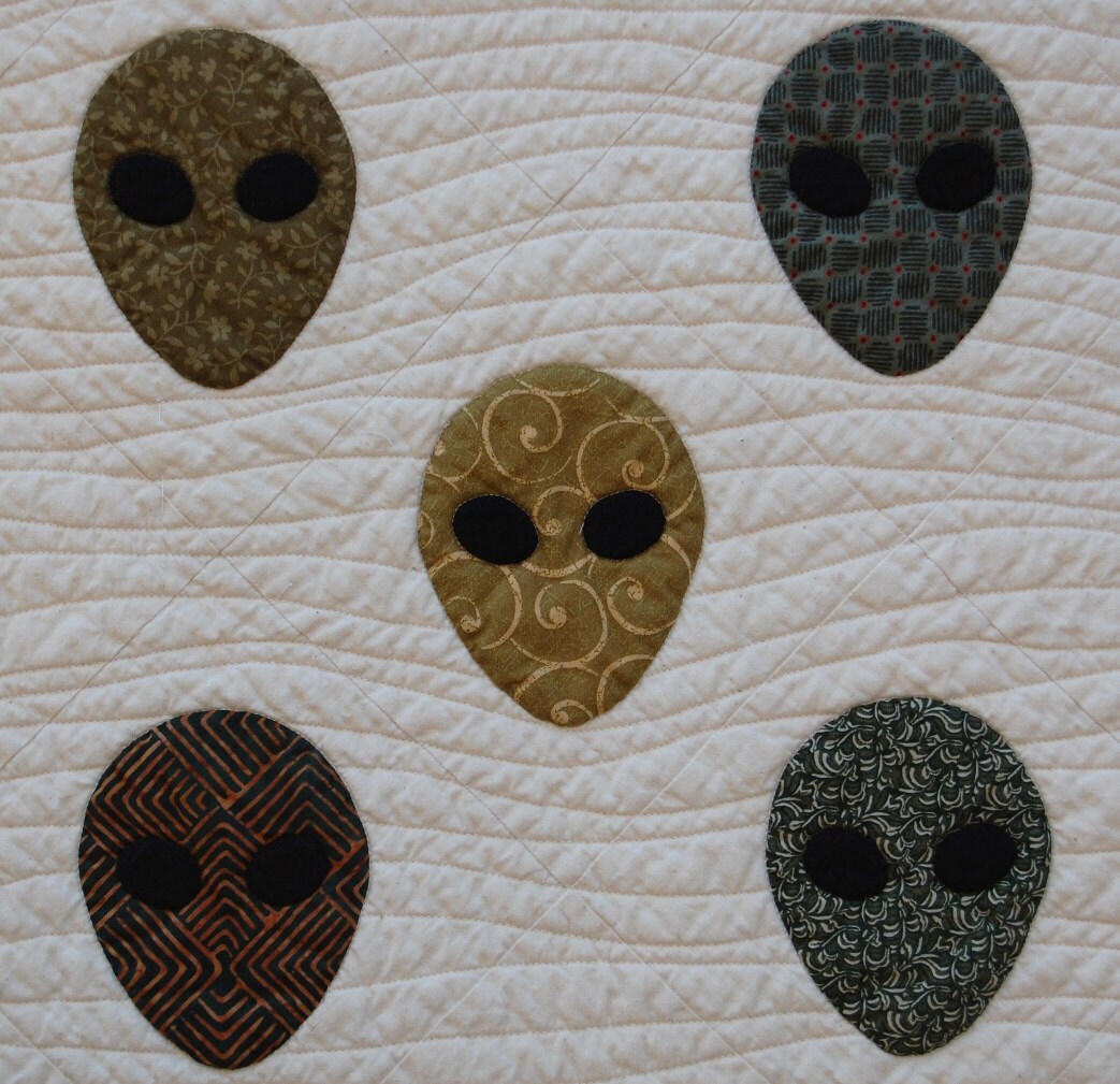 Alien Miniature Quilt or Wallhanging - Etsy