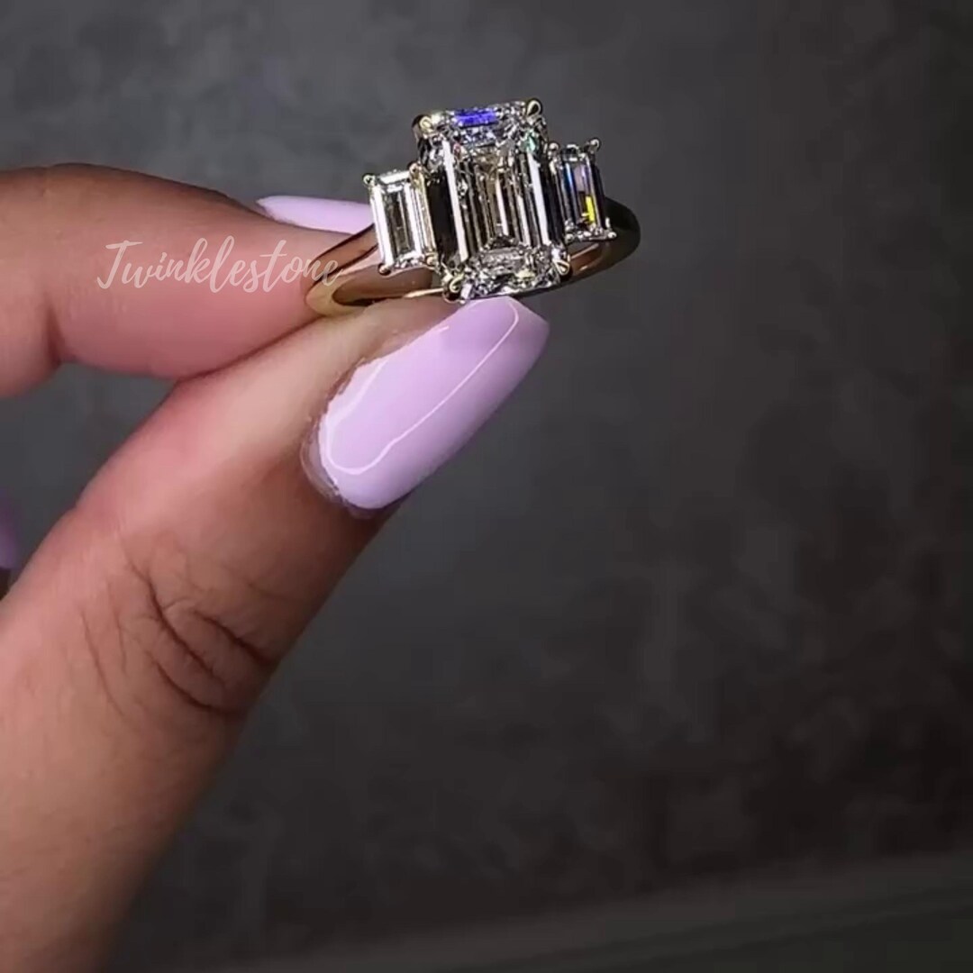 4 CT Emerald Cut Moissanite Engagement Ring, 18K Solid Gold, Emerald ...