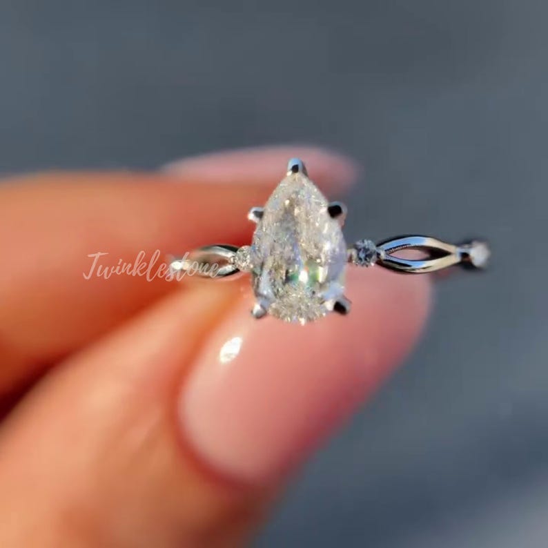 Solitaire 2 CT Pear Cut Moissanite Diamond Engagement Ring, 14K/18K ...
