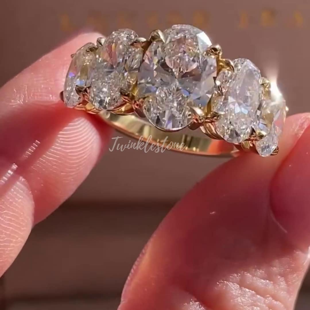4 TCW Oval Cut Moissanite Diamond Engagement Ring, 14k/18k Solid Gold ...