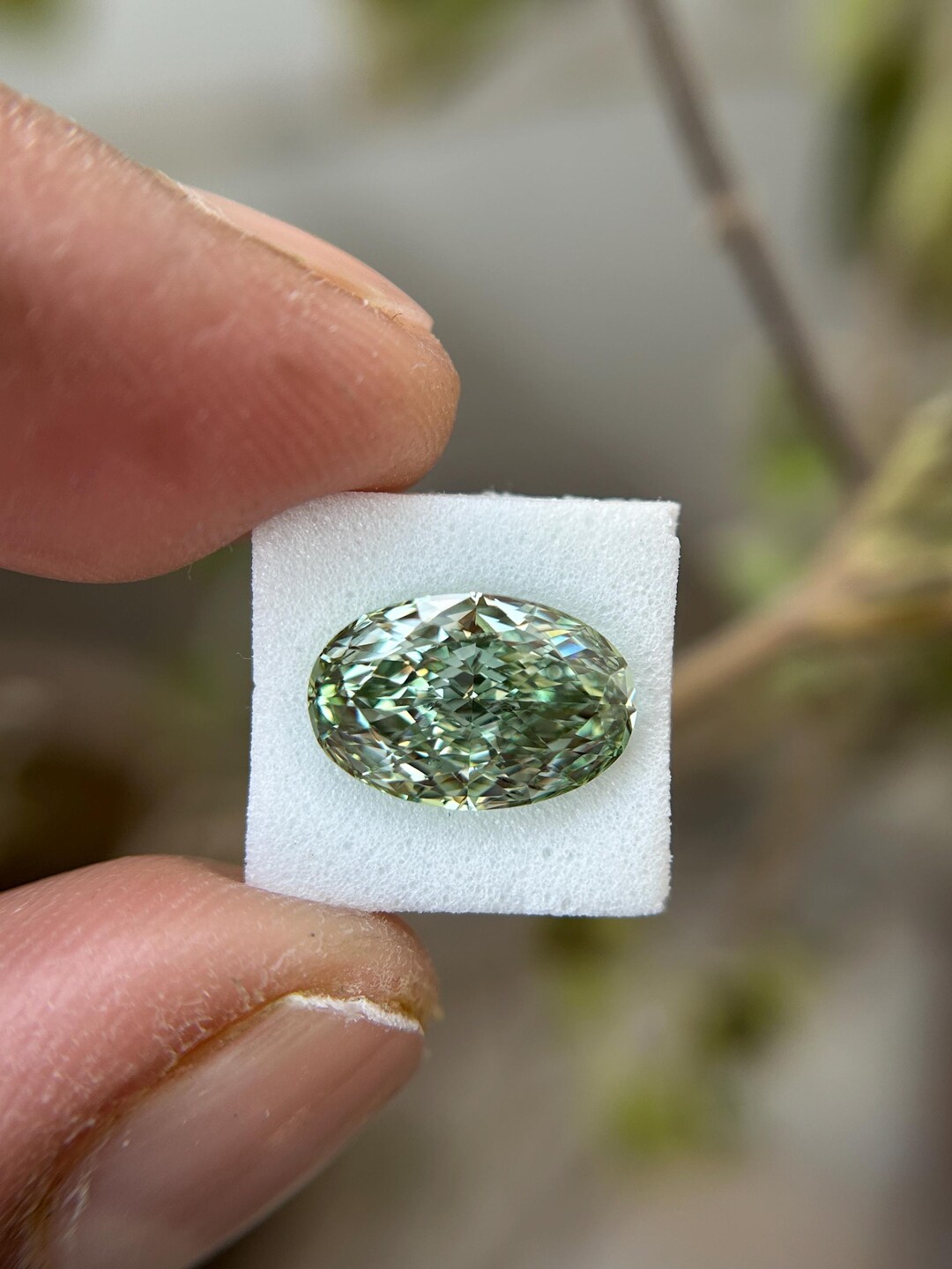 Fancy Intense Green Lab Grown Diamond Oval : 3 Carat, Vvs2 - Etsy