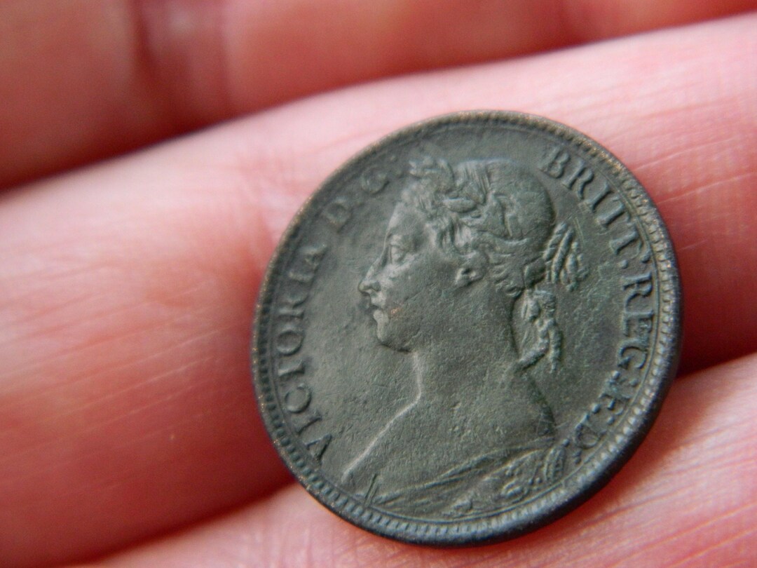 Vintage Queen Victoria Bronze Farthing Coin Dated 1891 a Metal ...