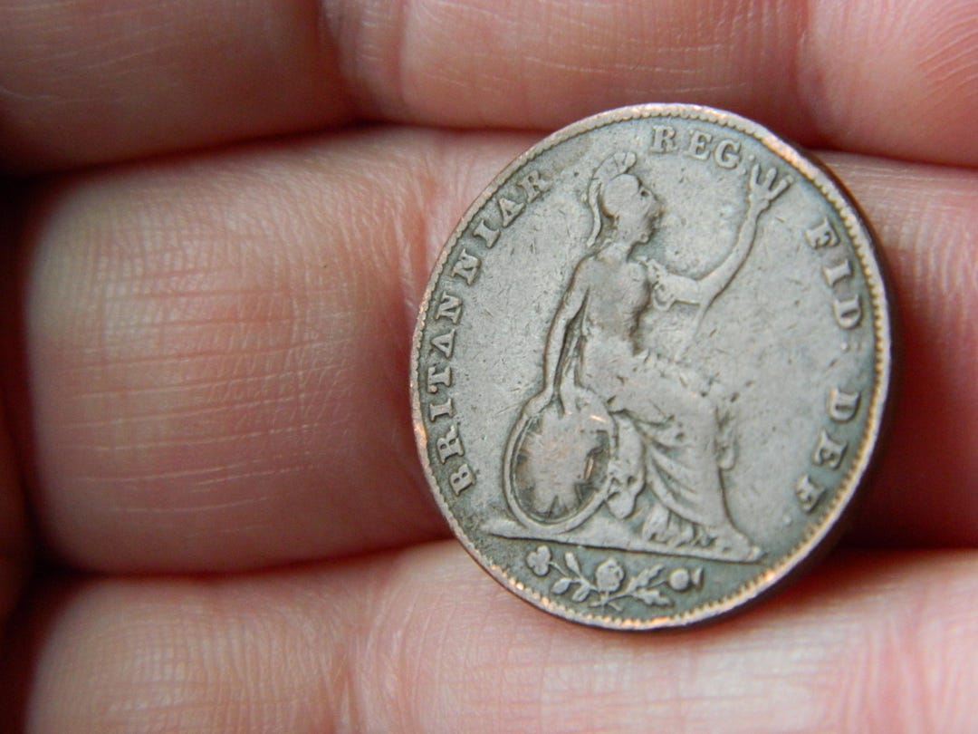 Vintage Queen Victoria Bronze Farthing Coin Dated 1853 a Metal ...