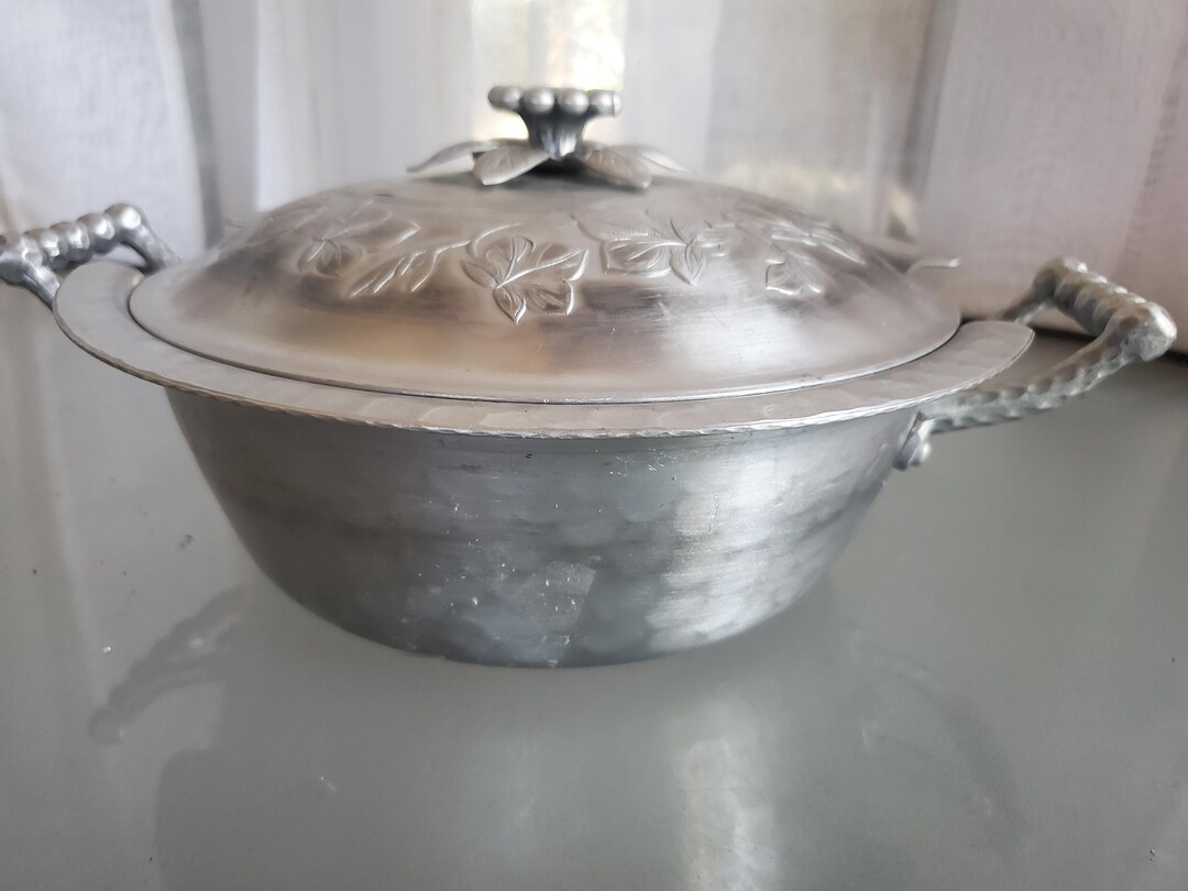 Everlast Hand Forged Metal Aluminum Covered Serving Dish, Vintage ...