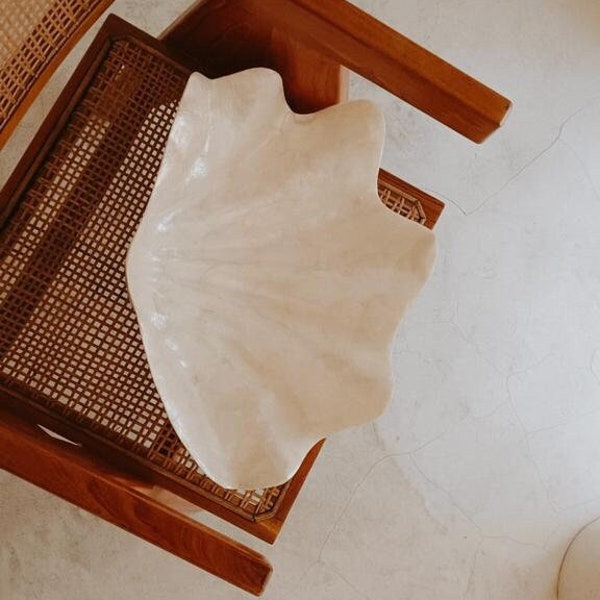 Clam Shell Bowl - Etsy