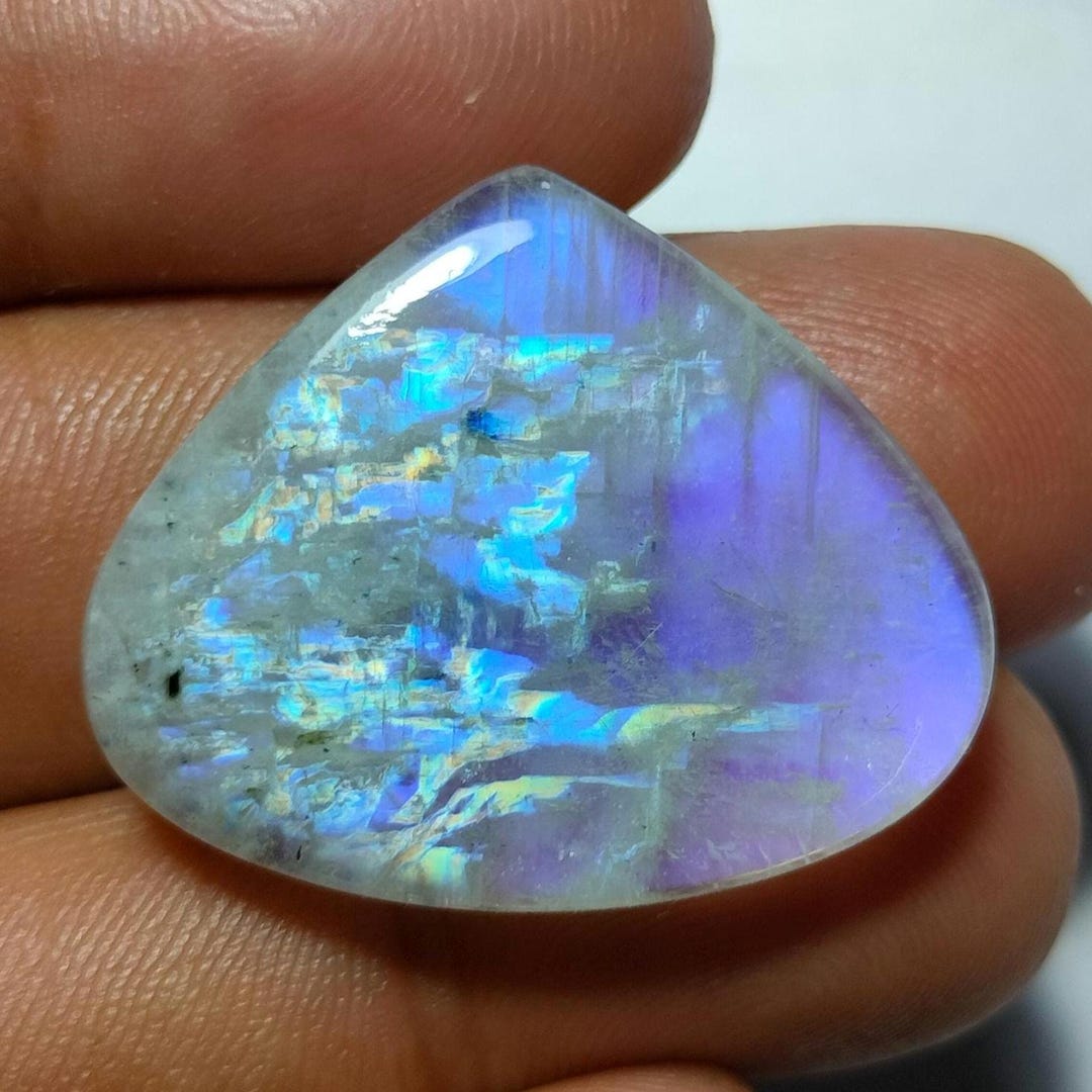 Pear Moonstone Cabochon | White Gemstone With Blue Flash (24x29x6.5mm ...