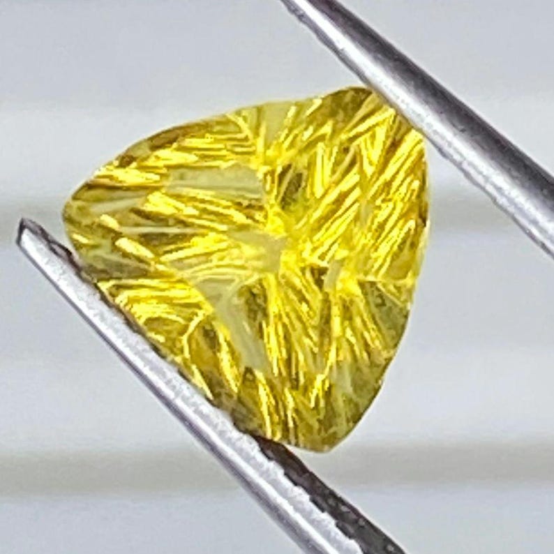 Shape: Trillion Citrine Glass Laser Cut Size 8×8×5 Mm Loose Stone - Etsy