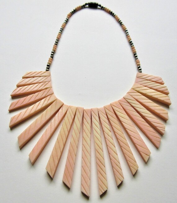 Carved Bone Bib Necklace, 16" Peach Vintage Boho Chok… - Gem