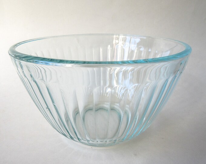 Pyrex Vegetable Bowl, Sculptured 7401, Vintage Ribbed 3 Cup ON SALE - Etsy