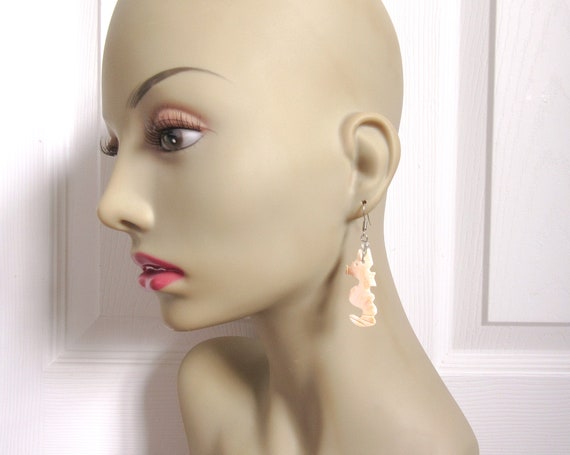 Carved Bone Bib Necklace, 16" Peach Vintage Boho Chok… - Gem