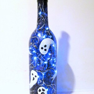 Hand Painted Lighted Wine Bottle Ghosts, Spiders, Bats, Spider Webs ...